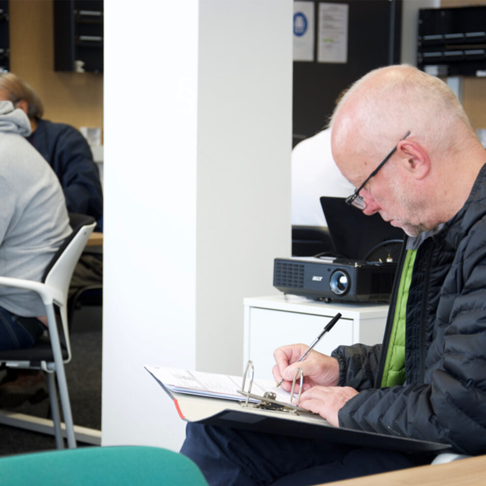 Aim2Learn - Funded and Private Courses from Aim2Learn