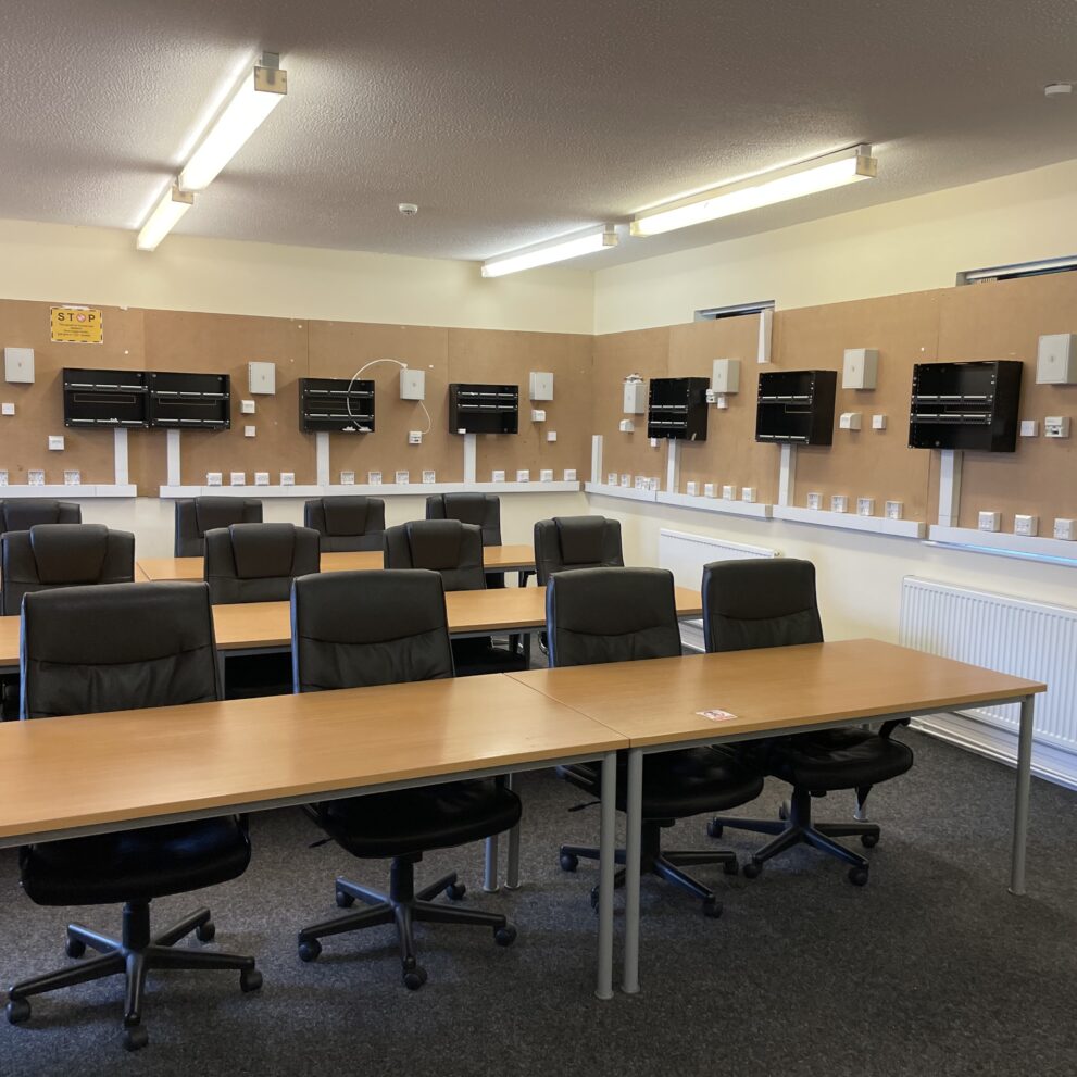 Aim2Learn - Funded and Private Courses from Aim2Learn